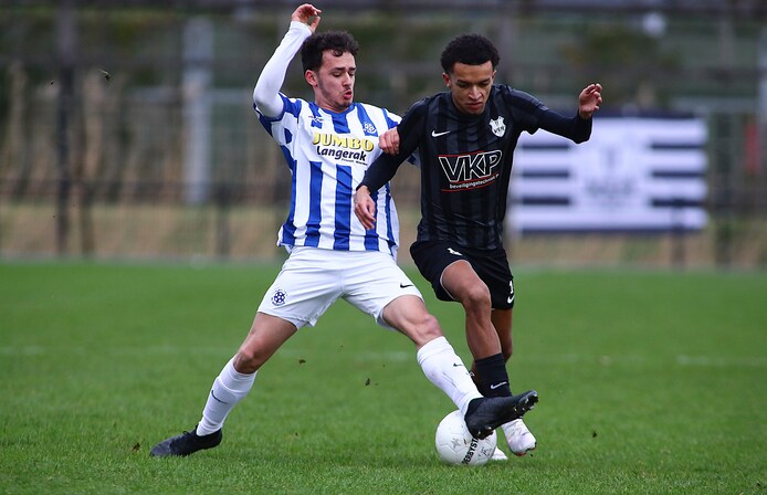 VEP wint Woerdense stadsderby: ‘Het was zo spannend vanaf de bank, dat ...