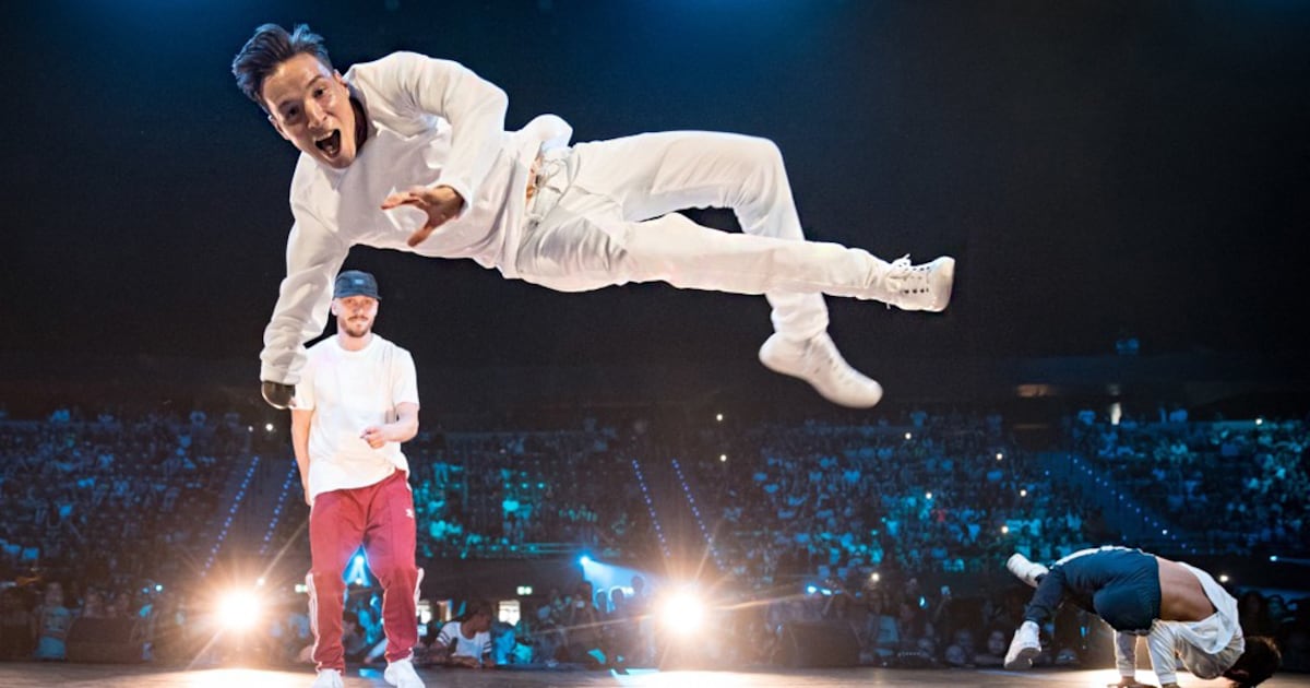 Koninklijke onderscheiding voor Gorcumse danser Redo | Rivierenland | AD.nl