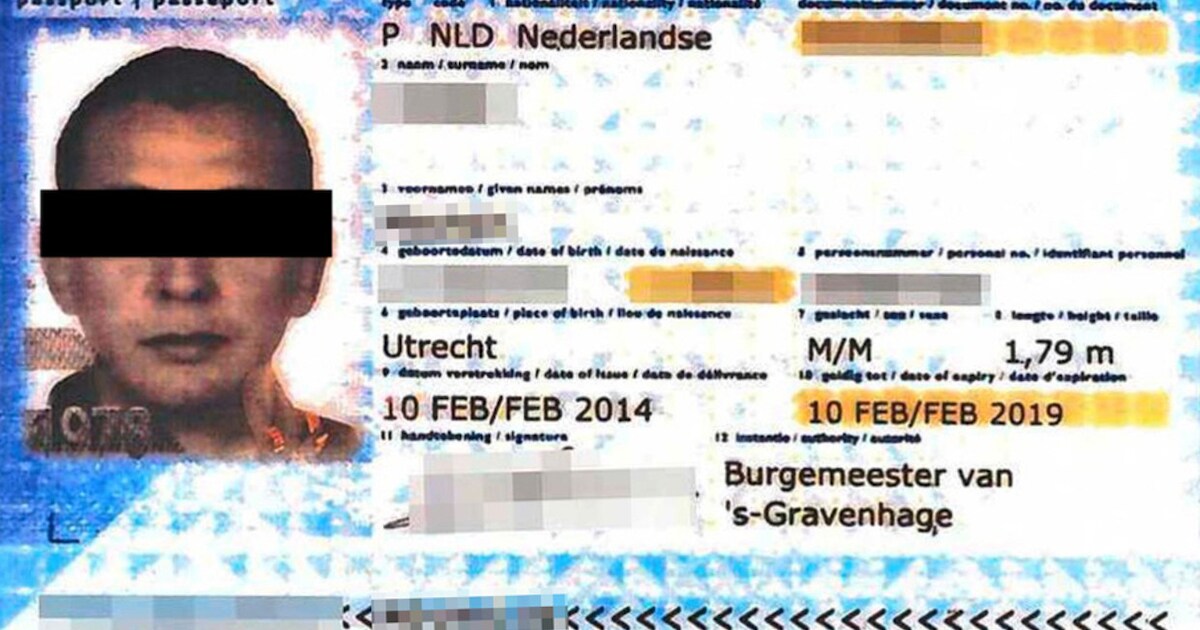 Ambtenaar die paspoort van Taghi vervalst zou hebben bleef nog vier ...