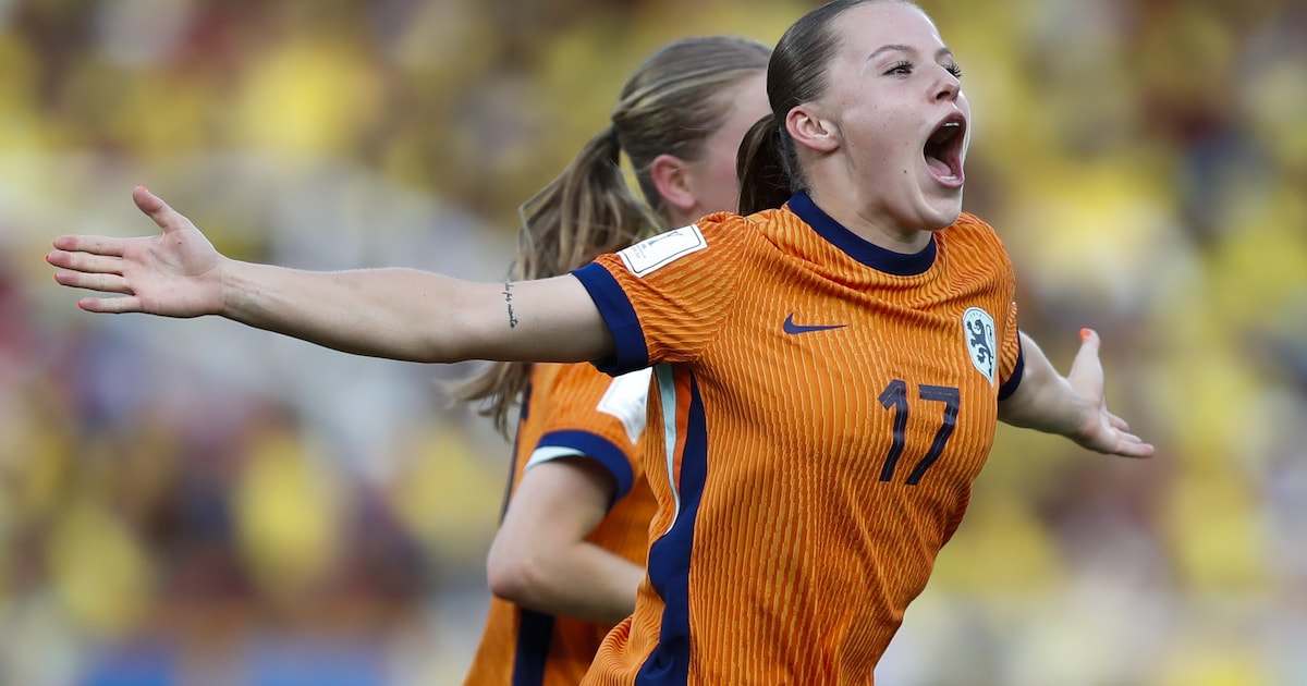 Fleur uit Leerdam speelt én scoort voor 38.000 toeschouwers op WK ...