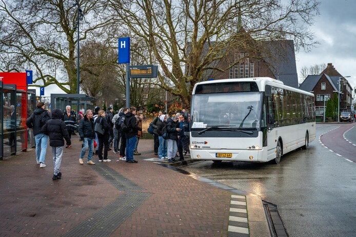 Nieuwe snelbus tussen Hoogeveen en Emmen vanaf eind deze maand ...
