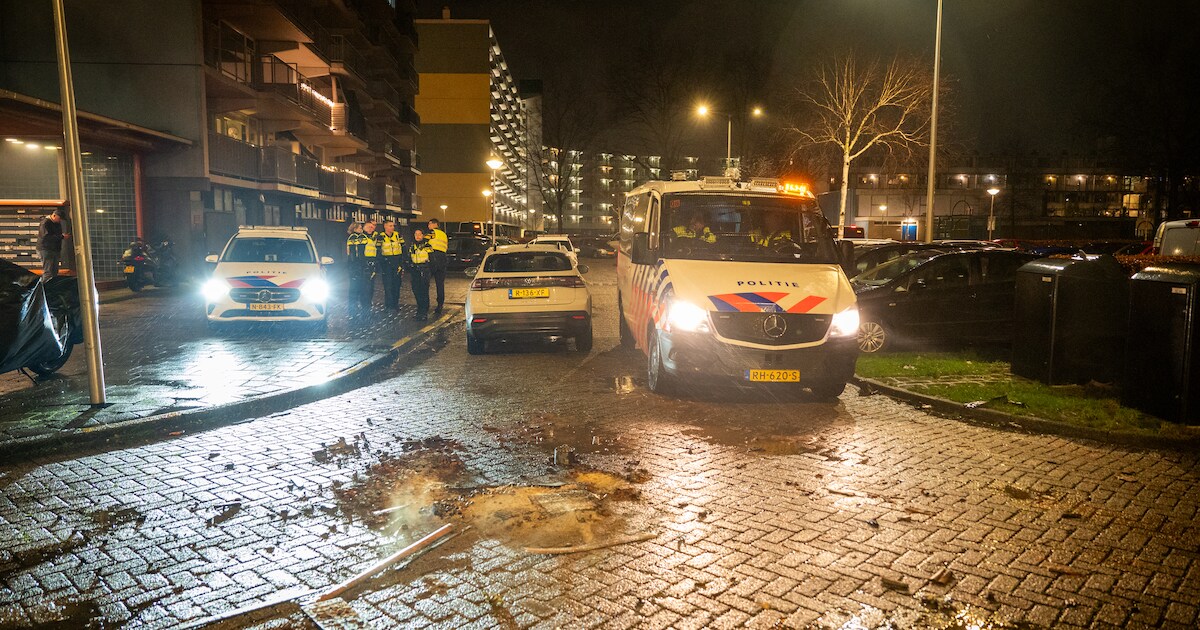 Jongeren ontketenen ‘oorlog’ in buurt: ‘Zwaar vuurwerk gegooid naar moeder met kinderwagen ...