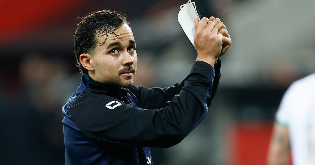 Mats Deijl tekent tot 2028 bij Feyenoord en kan zondag al debuteren in ...