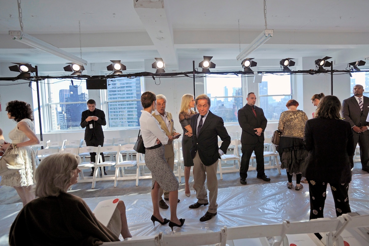 Italiaanse modeontwerper Valentino overleden | Show | AD.nl