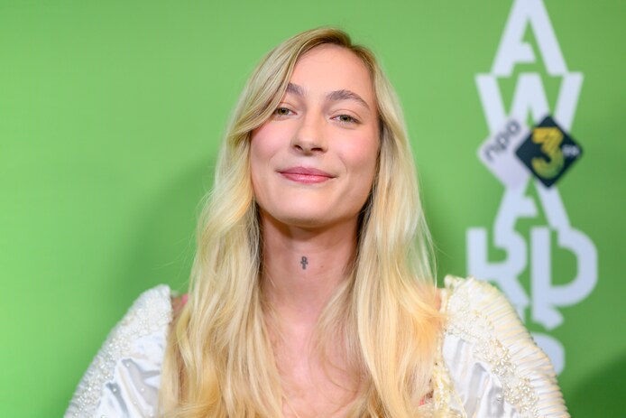 S10 zegt optredens Paaspop af wegens privéomstandigheden | Show | AD.nl