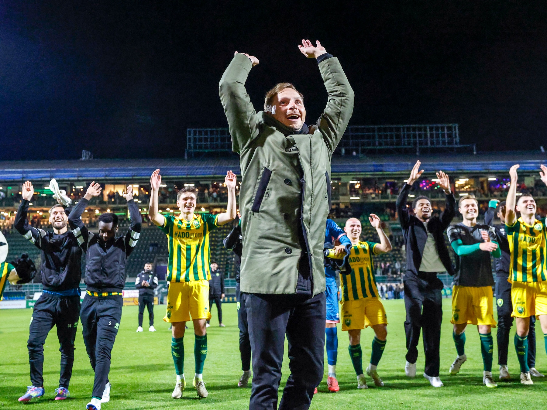 KNVB strooit met maatregelen tegen voetbalclubs, soms ten onrechte ...