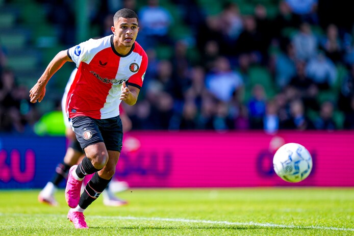 Sebaoui als Feyenoorder even terug aan Krommedijk: ‘Ik juichte niet uit ...