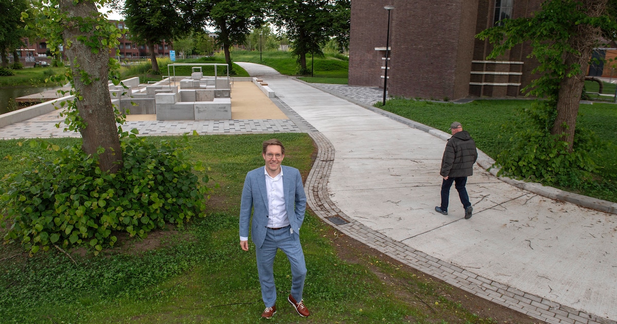 Het park is klaar, nu nog iets leuks bedenken voor de watertoren ...