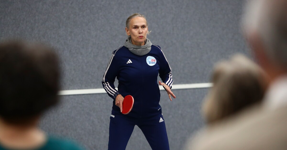 Tafeltennisheldin Vriesekoop inspireert Woerdense ouderen: ‘Je moet ook ...