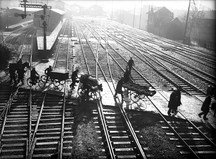 175 jaar geleden reed de eerste trein tussen Amsterdam en Utrecht ...