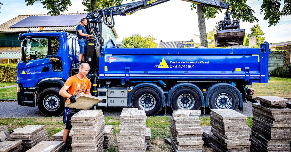 Tegeltaxi haalt binnenkort weer oude tegels op in Vlaardingen ...
