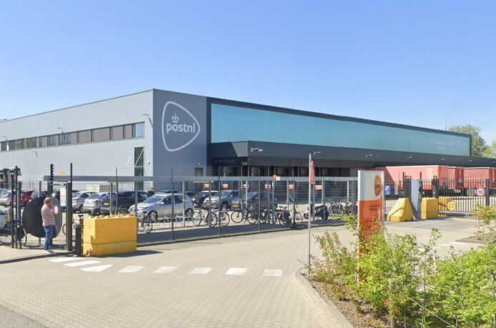 Lagere boete voor PostNL na illegale arbeid in Dordrecht, Ridderkerk en ...