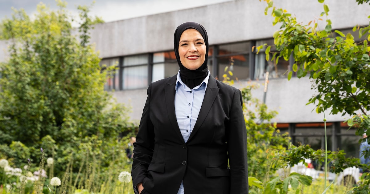 Ouafae Karimi (50) richtte een kliniek op voor ouderen met een ...
