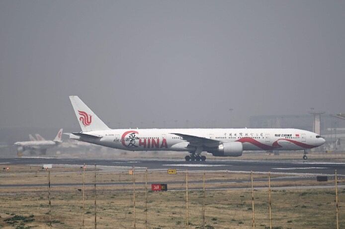 China houdt leveringen van vliegtuigen van Boeing tegen | Buitenland ...