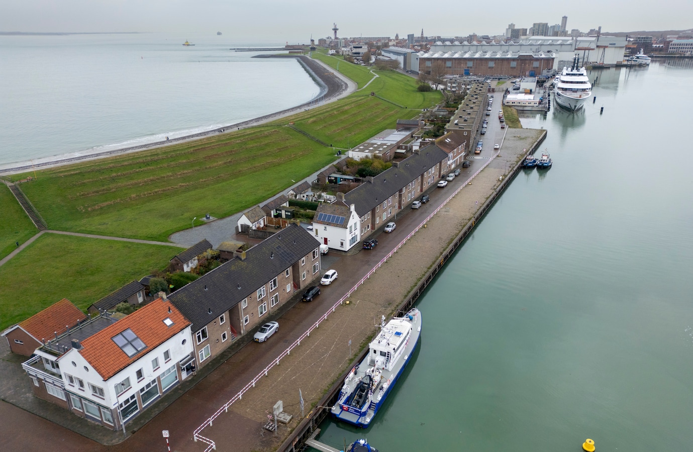 Sloop van huurwoningen op 't Eiland komt hard aan: 'We wilden hier ...