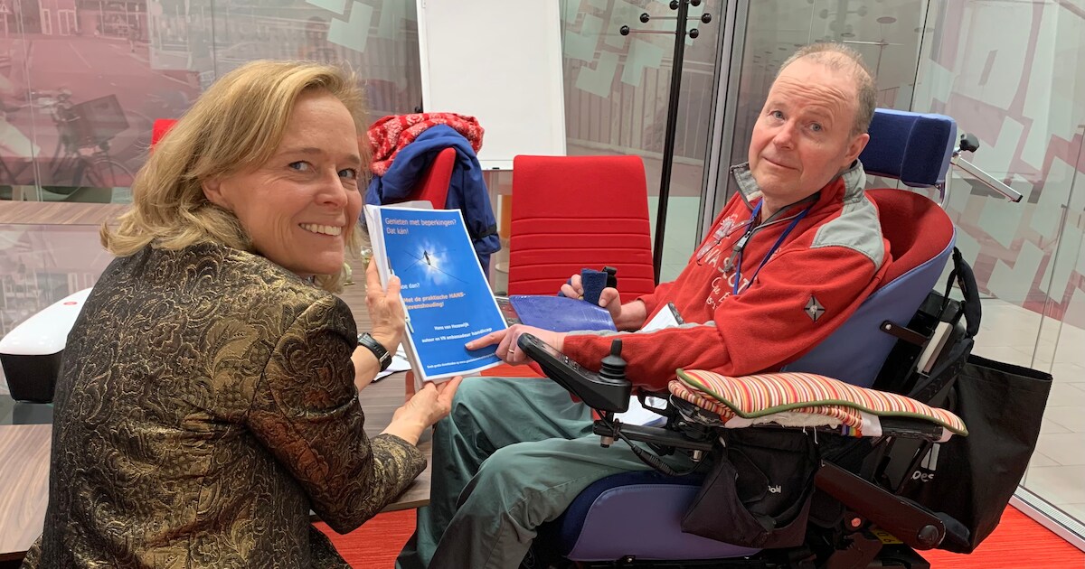 Boek van gelukkige Hans, die maar één arm kan bewegen, nu voor iedereen ...