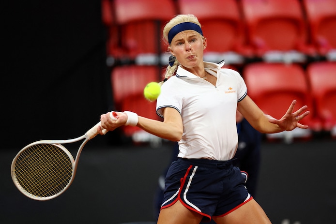 Nederland begint ijzersterk met 3-0 zege op Duitsland, Eva Vedder loopt ...