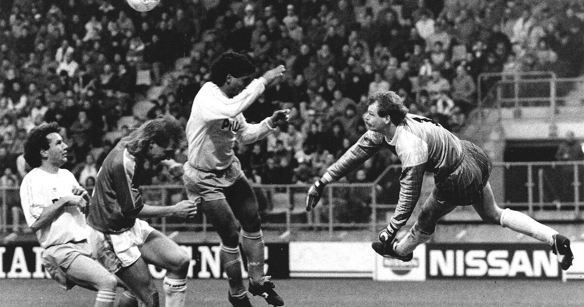 Jan-Willem van Ede nog altijd minst gepasseerde keeper FC Utrecht ...