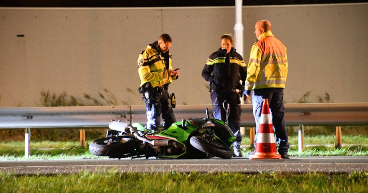 Motorrijder lichtgewond na val op A58 bij Vlissingen | Vlissingen | AD.nl