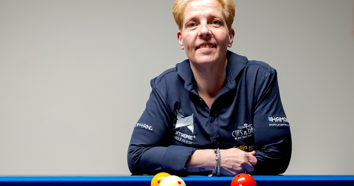 Monique (42), leider van drie biljartteams, moet racen naar de NK ...