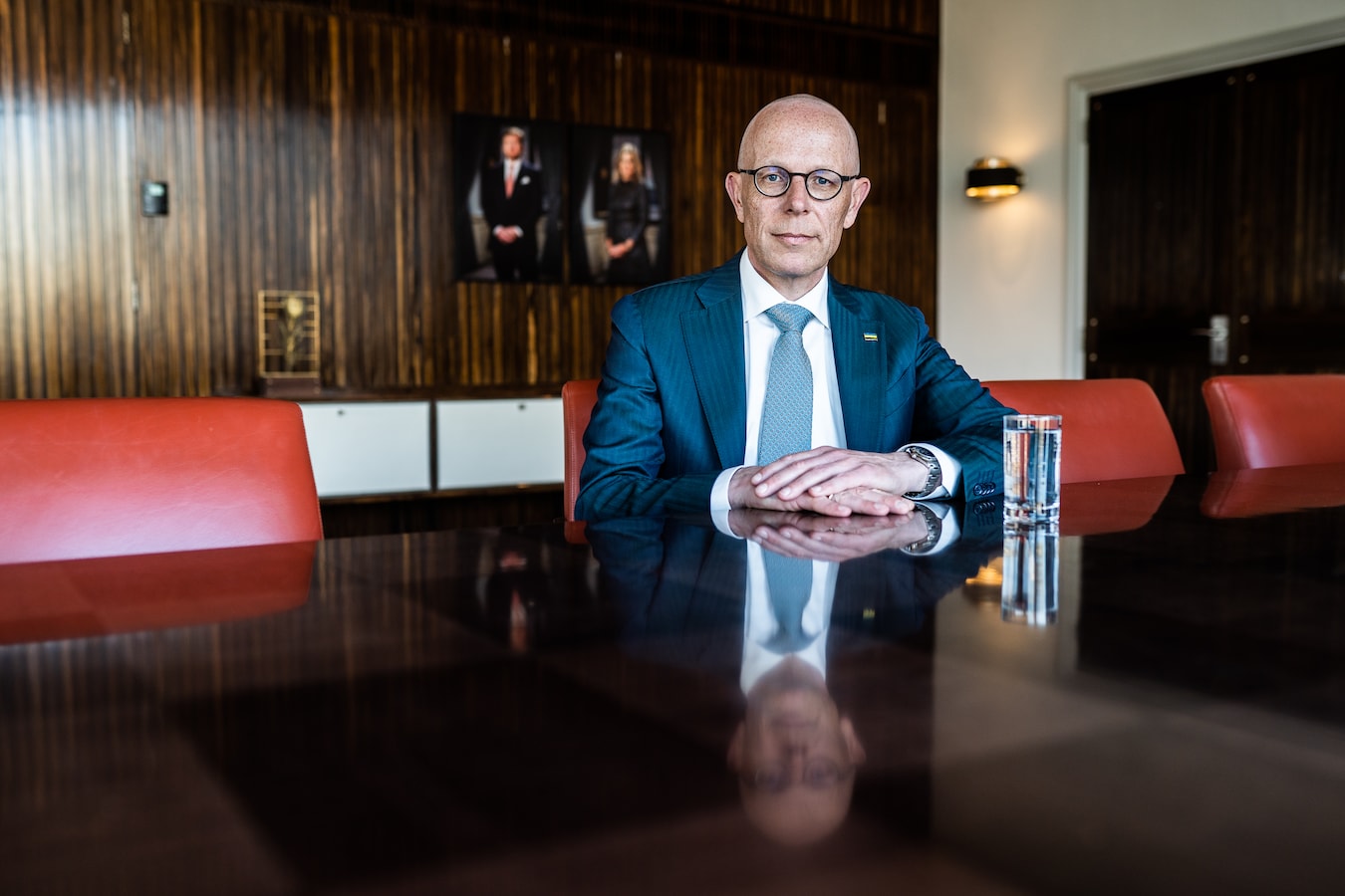 Commissaris van de Koning had overleg met justitie over mogelijke ...
