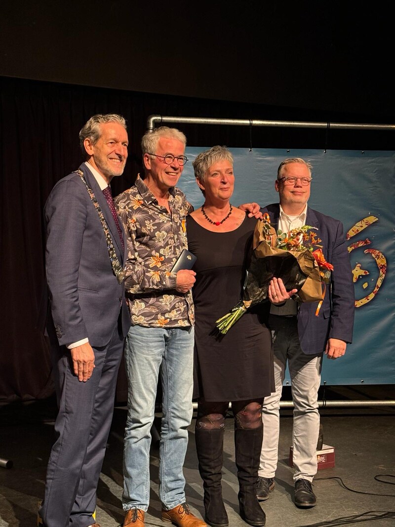 Theaterspoor‑icoon trekt de deur achter zich dicht: ‘Empathie en ...