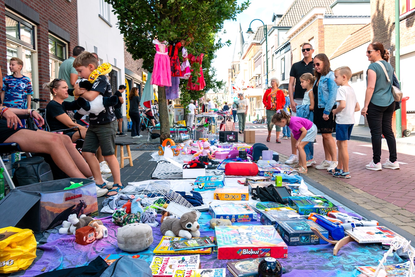 Rommelmarkt in Appelscha op 23 mei: spullen aanmelden tot 13 mei | Foto ...