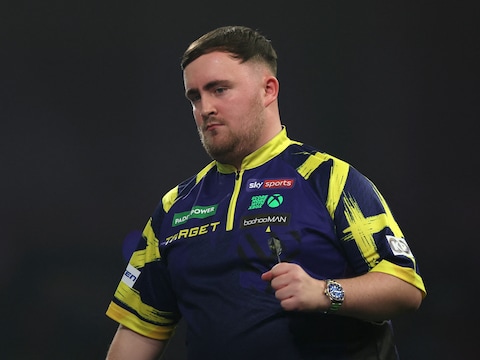 LIVE WK darts | Luke Littler neemt het op tegen Mensur Suljovic, Dirk ...