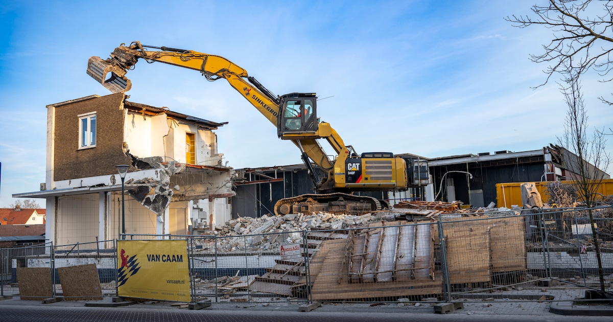 Sloop van oude Volvo-garage in Gageldonk roept gemengde reacties op ...