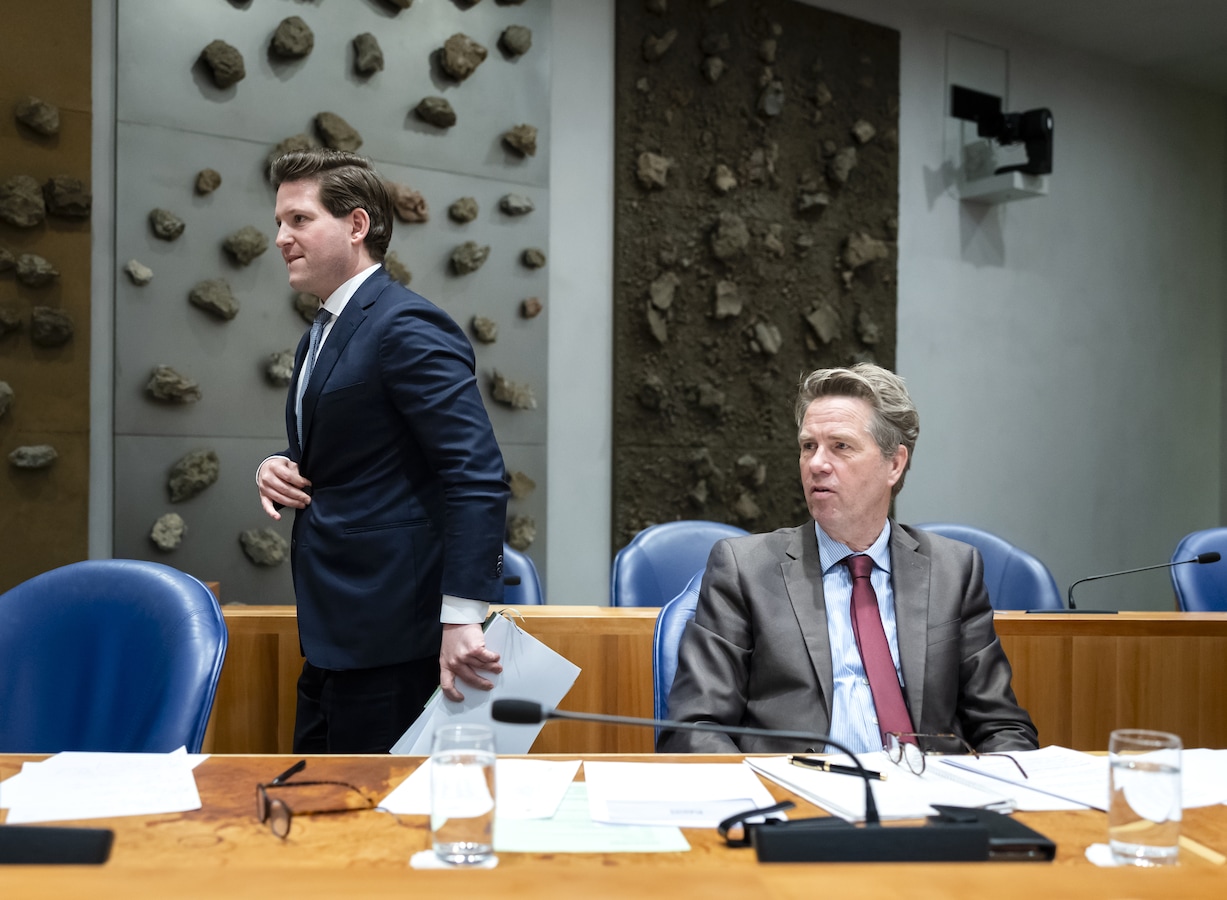 Nieuwe voorzitter Tweede Kamer is de jongste ooit: VVD'er Thom van ...