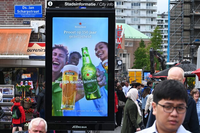 Zes op de tien Nederlanders zien verbod op alcoholreclame zitten, onder ...