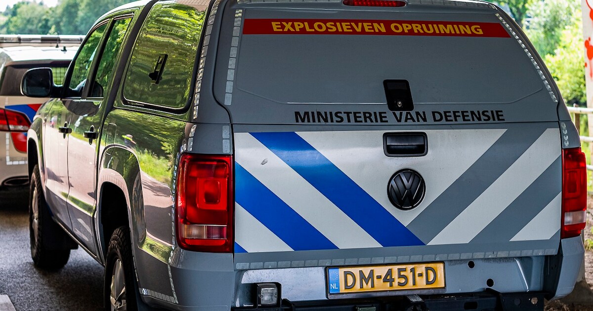 Zwaar vuurwerk aangetroffen in opslagbox Leerdam, Explosieven ...