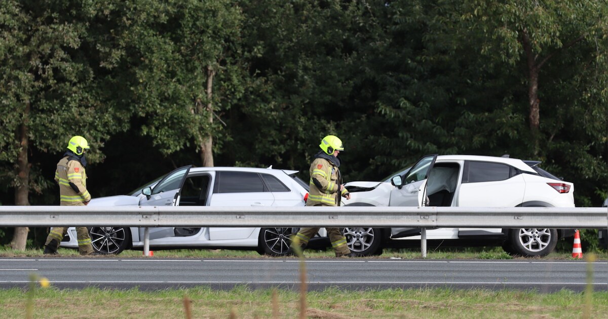 Drie auto’s botsen op elkaar op A1 bij Voorthuizen: verkeer moet rekening houden met vertraging ...