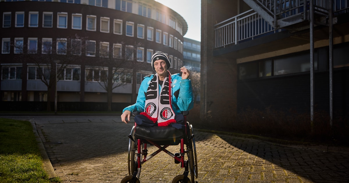 Meer dan ooit draait alles in het leven van Adrie (61) om Feyenoord ...