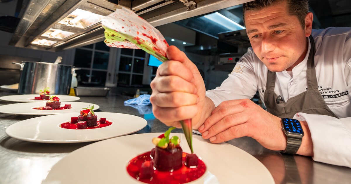 Sterrenchef gaat ‘kansloze’ uitdaging aan: kun je compleet kerstdiner ...