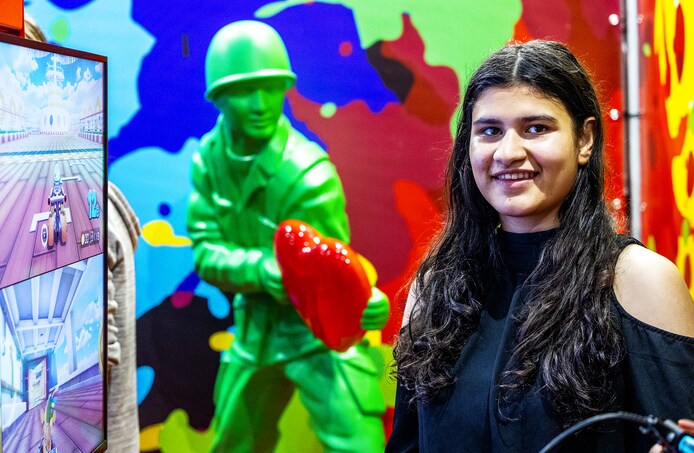 Bahara (18) ontvluchtte de oorlog en kon door gamen weer even kind zijn ...