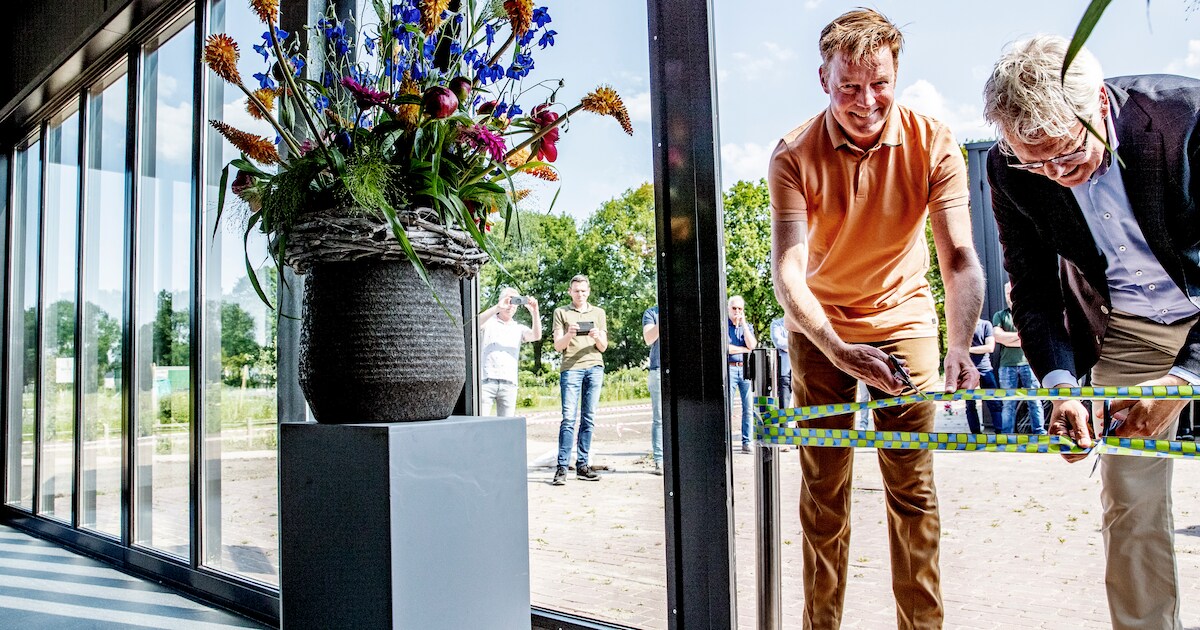 Dierenhouderij Pius X-College op Groene Long van start: ‘Dit is een lot uit de loterij’ | Bladel ...