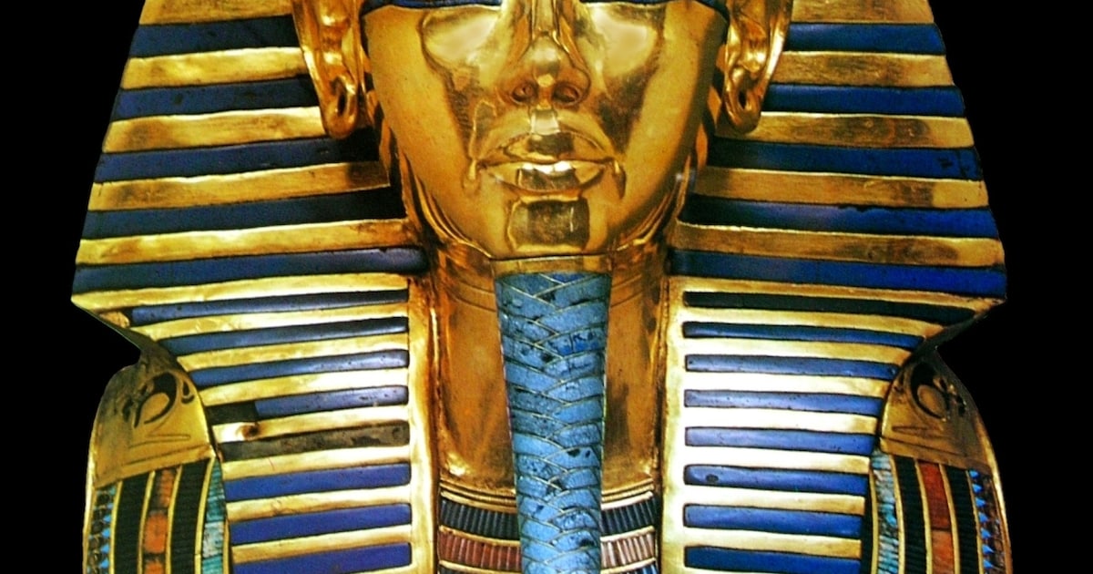 Gouden masker van farao Toetanchamon weer hersteld | Buitenland | AD.nl