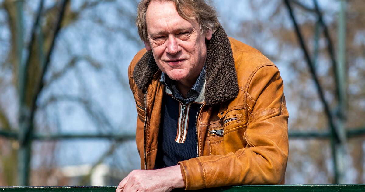 Rob van Scheers (61) schreef een boek over FC Utrecht: ‘Een wonder dat ...