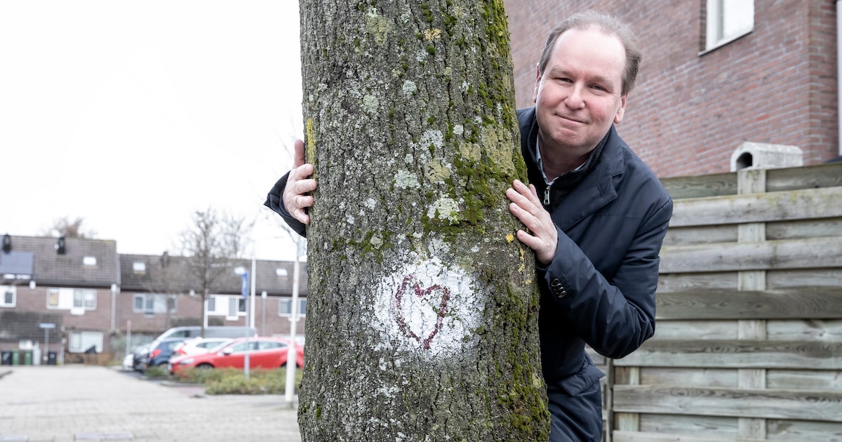 Zoetermeerder Marcel tekent hartjes op bomen die worden gekapt: ‘Ik hou ...