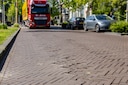‘Klimaatklinkers’ bij station Zwolle liggen schots en scheef en moeten ...