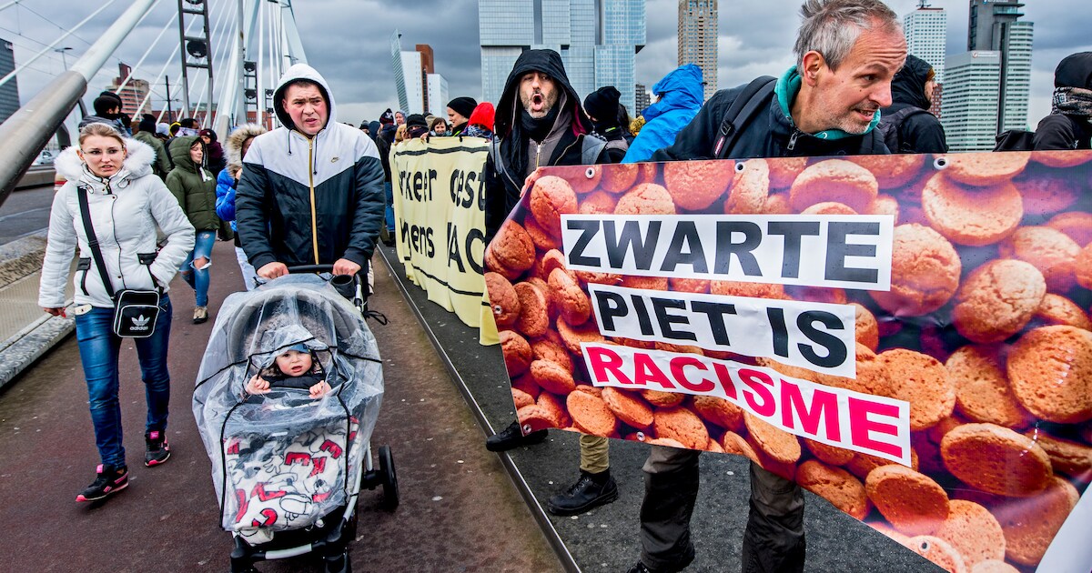 Politiek vol lof over aanpak protestactie bij Sint-intocht | Rotterdam ...