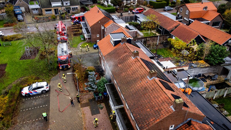 Bewoner uit huis gered bij brand in Wijchen | Regio | AD.nl