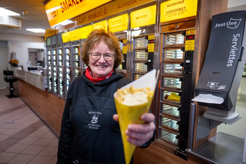 Een patatje van De Muur: knapperig, romig en nog altijd in een puntzak ...