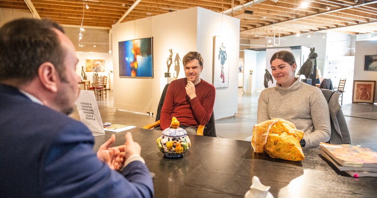 Kunst of kitsch? Mensen laten hun vazen en sieraden massaal op waarde ...