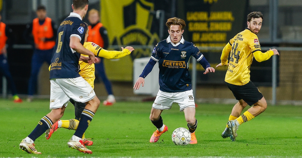 Oplossing in de maak voor middenvelder GA Eagles: Xander Blomme op weg ...