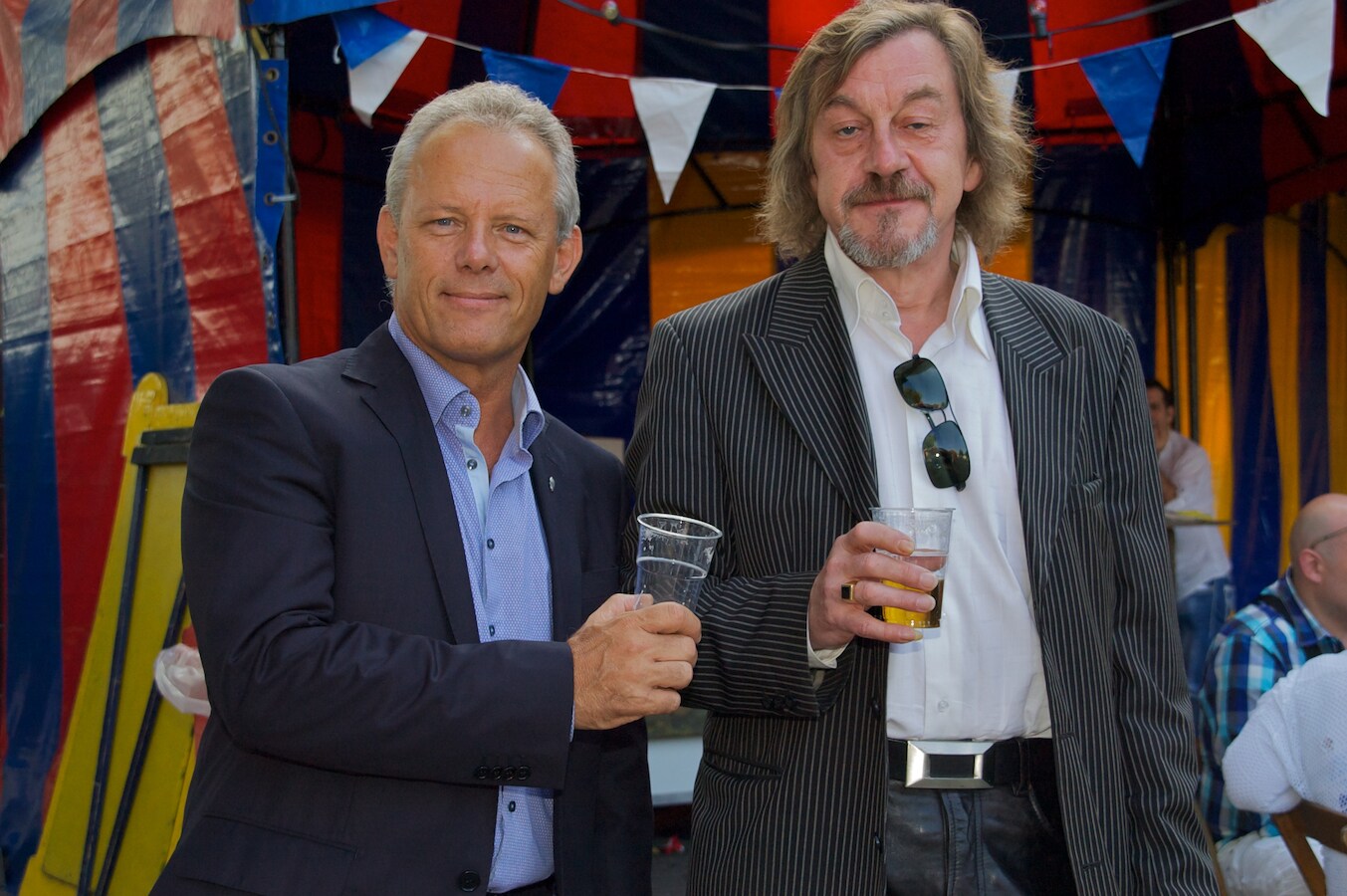 Rob wordt gemist aan de bar van zijn favoriete caférestaurant: ‘Sommige mensen zijn er altijd ...