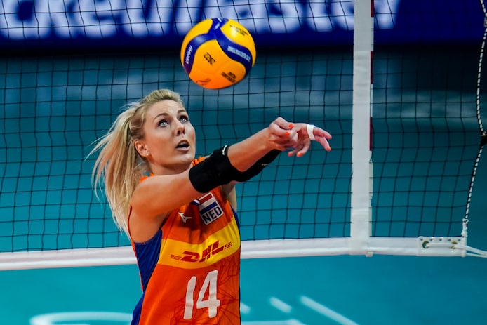 Vrouwenvolleybal-boegbeeld Laura Dijkema is voor altijd ‘nummer ...