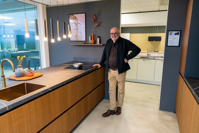 Jan-Evert nam meubelzaak over van overleden broer: 'Dan maar wat later ...