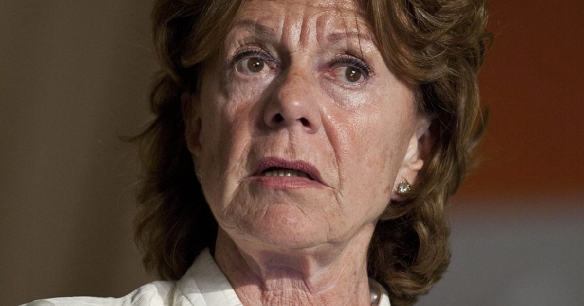 'Neelie Kroes nam besluiten na gesprek met astrologe' | Nieuws | AD.nl